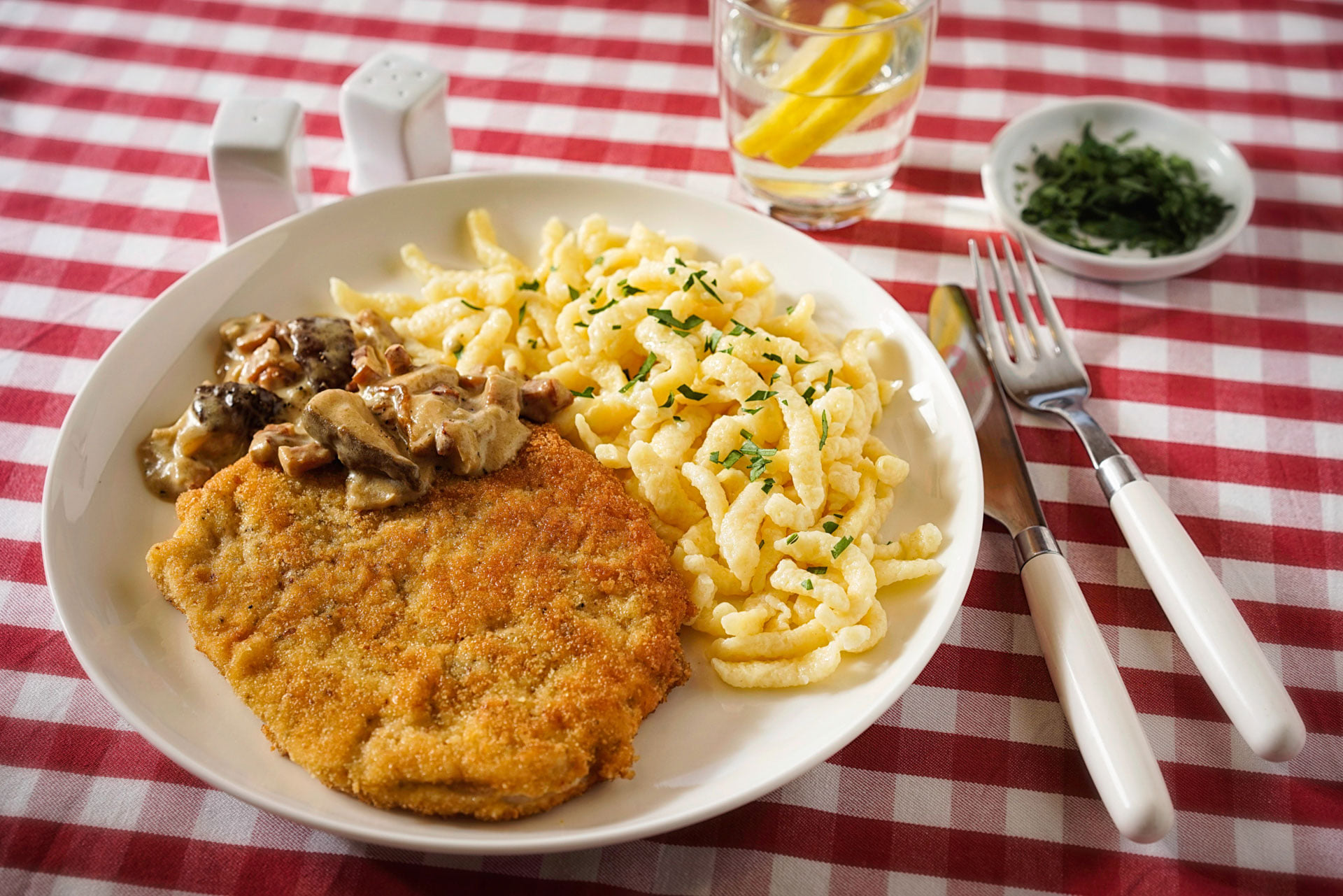 Jäger-Schnitzel con Spätzle – Actualidad de Alemania